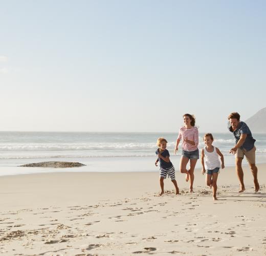 Urlaub mit Kindern am Meer: Top Reiseziele - HomeToGo.at