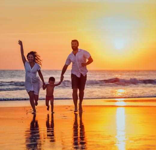 Holidays in the Sun: Top Destinations - HomeToGo