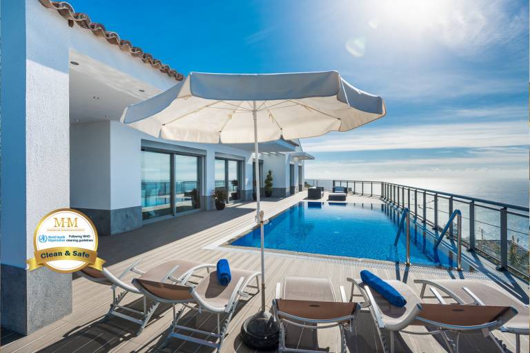 Madeira Villas - Book Self-Catering Apartments