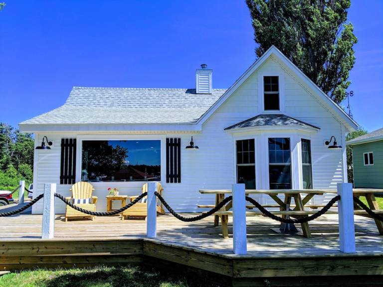 Beaver Island Vacation Rentals from $93 | HomeToGo