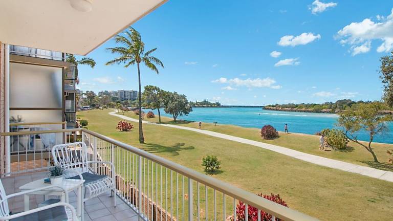 Holiday Houses & Accommodation in Tweed Heads from $101 | HomeToGo