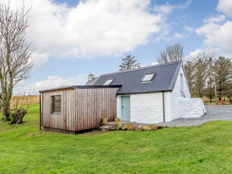 Find holiday cottages & accommodation on the Isle of Skye from £42!