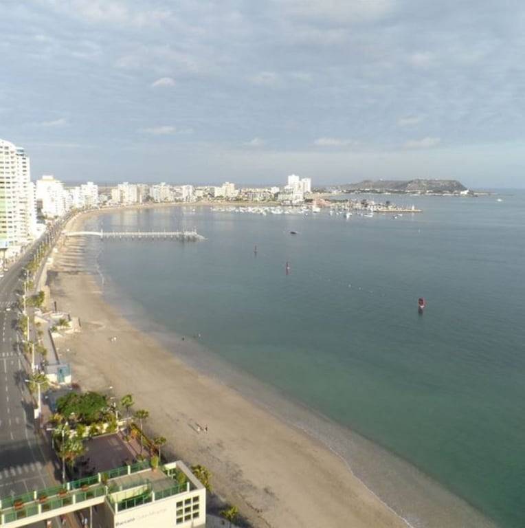 Apartamentos y alojamientos en Salinas desde 17 € - HomeToGo