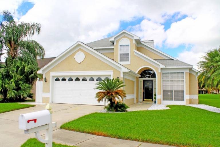 800+ Vacation Rentals in Orlando: Houses & More | HomeToGo