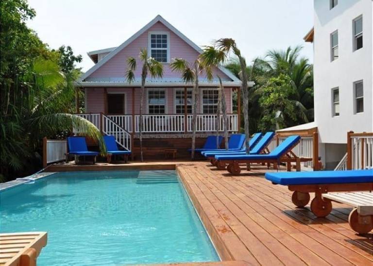 Belize Vacation Rentals & House Rentals from $41 | HomeToGo
