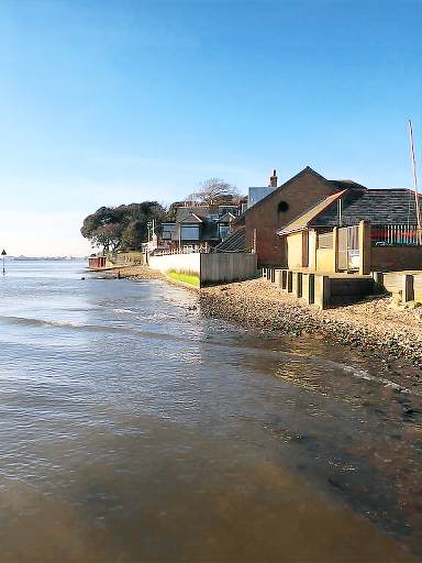 Holiday Accommodation & Lettings in Hamble-le-Rice from £37 | HomeToGo