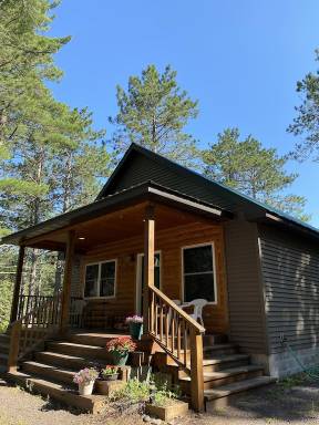 Torch Lake Township Vacation Rentals from $72 | HomeToGo