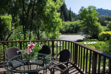 Russian River Cabins & Vacation Rentals from $142 | HomeToGo