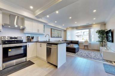 Top Party House Rentals | HomeToGo