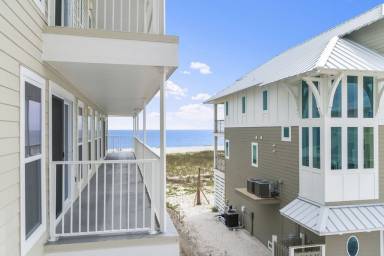 Top Mexico Beach Vacation Rentals | Tripping.com